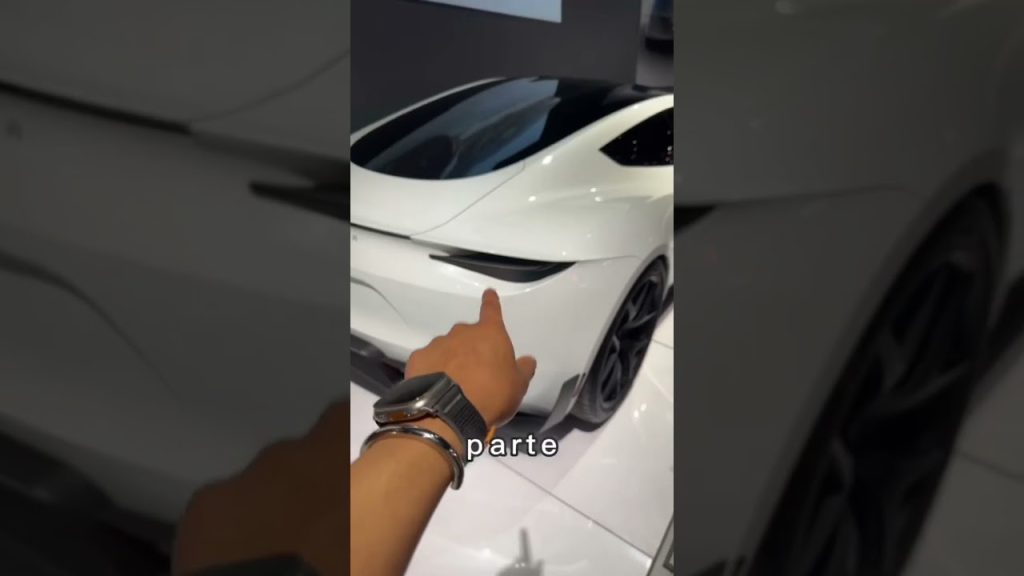 Tesla Roadster Wireless Mouse: Navegando con Estilo - MotorPress